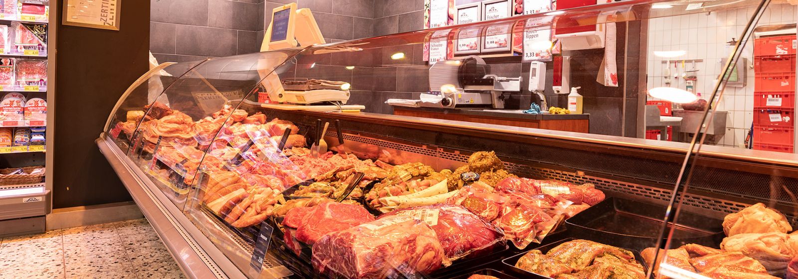 Edeka in Altentreptow - EDEKA-Neukauf Simone Kornberger